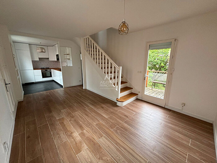 Appartement à vendre - Maisons-Laffitte, Ouest - 4 pièces - 2 chambres