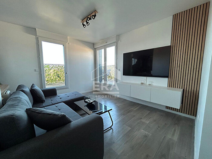 Appartement à louer - Dammarie-les-Lys, Château Gaillard, Roles, Justice - 2 pièces - 1 chambre