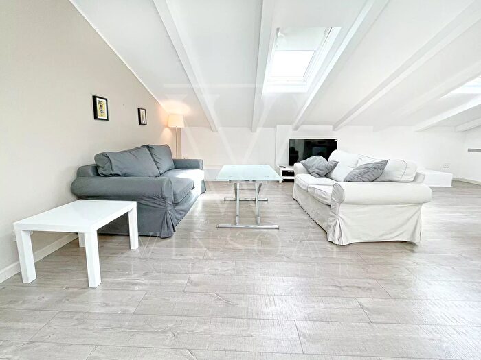 Appartement 2 pièces à vendre à Cannes, Centre-ville