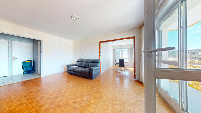 Appartement à vendre - Saint-Étienne, Bernay, Valfuret - 4 pièces - 2 chambres