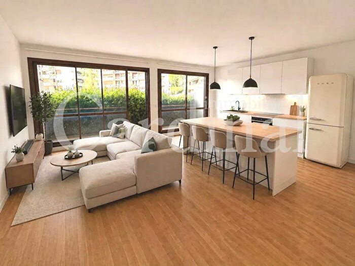 Appartement 2 pièces à Noisy-le-Roi, à vendre