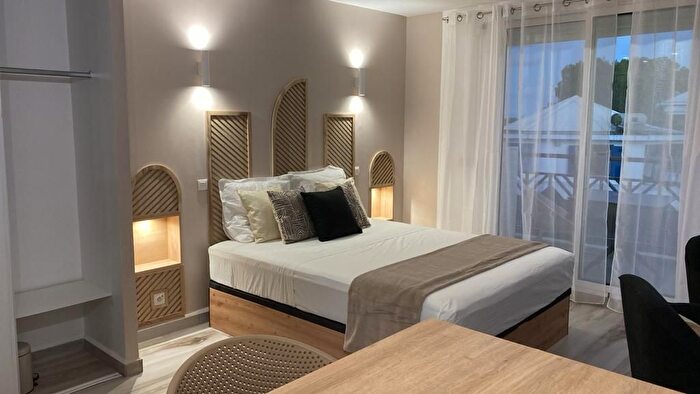 Appartement à louer - Le Gosier - 2 pièces - 1 chambre