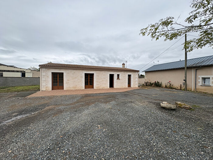 Montreuil-Bellay - Maison 4 pièces à louer