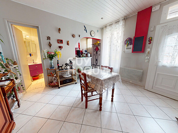 Appartement 2 pièces à Les Lilas, Decros, Convention, à vendre