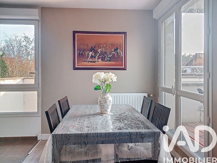 Appartement à vendre - Ecquevilly - 4 pièces - 3 chambres