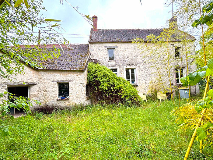 Maison 8 pièces à Bougligny, à vendre