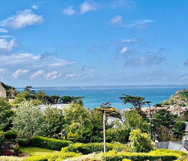 Appartement à vendre - Trébeurden - 6 pièces - 4 chambres