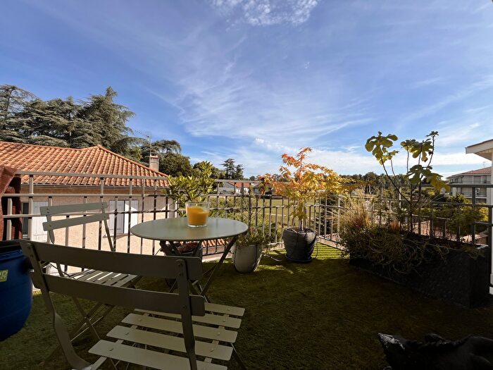 Appartement à louer - Vourles - 3 pièces - 2 chambres