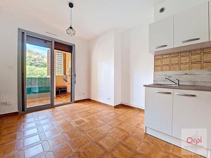 Appartement à louer - Parc Berthault, Ajaccio - 1 pièce