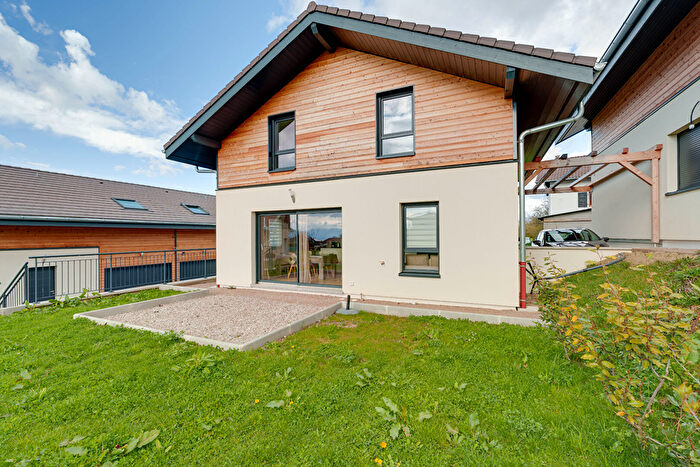 Maison à louer - Publier - 4 pièces - 3 chambres