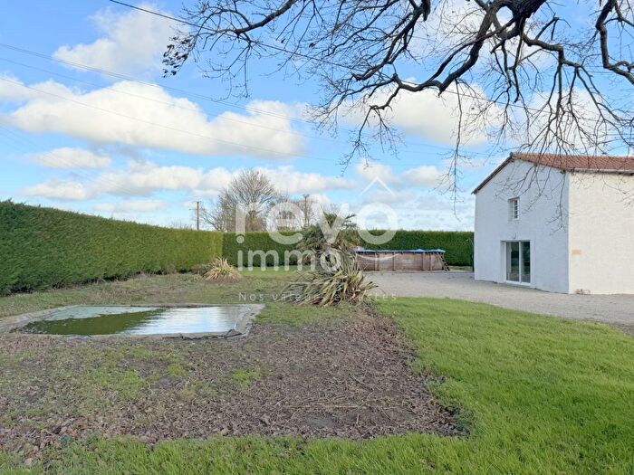 Maison à vendre - LHerbergement - 4 pièces - 3 chambres