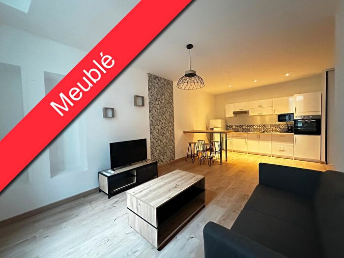 Appartement à louer - Castres, Centre-ville - 2 pièces - 1 chambre