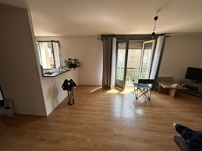 Auch, Faubourgs : Appartement 2 pièces à louer