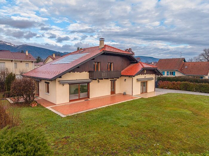 Maison à vendre - Prévessin-Moëns - 7 pièces - 6 chambres