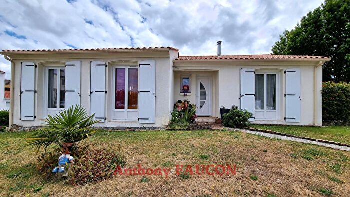 Maison 6 pièces à vendre - La Roche-sur-Yon, Le Bourg sous la Roche