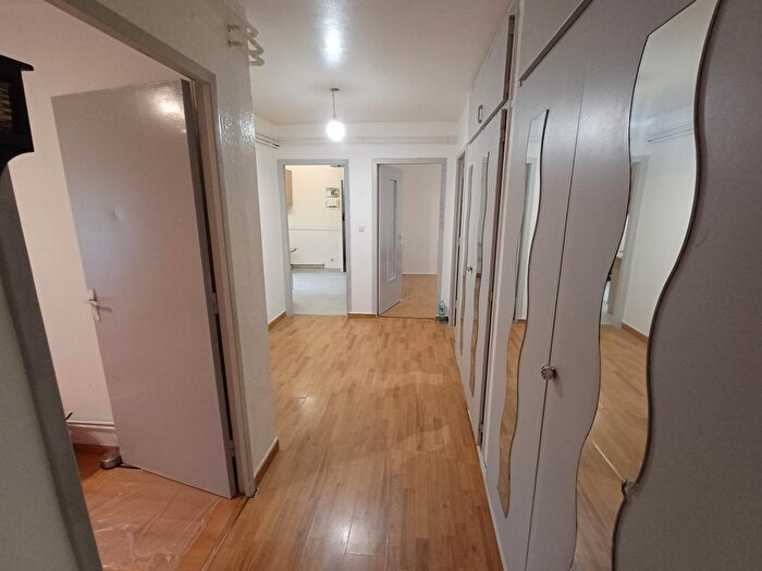 Appartement à vendre - Forbach, Wiesberg, Petite Forêt - 4 pièces - 3 chambres