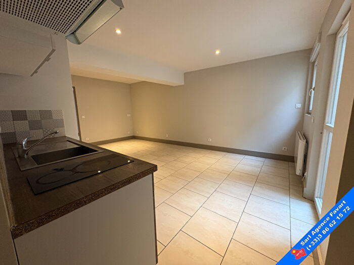 Appartement à louer - Joigny - 2 pièces - 1 chambre