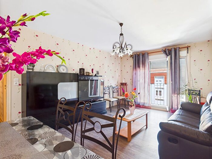 Appartement à vendre - La Chapelle-Saint-Luc, Vieille ville - 3 pièces - 2 chambres