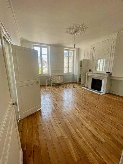 Appartement 3 pièces à louer - Bourges, Centre-ville, Charlet, Lahitolle, Pignoux, Sembat