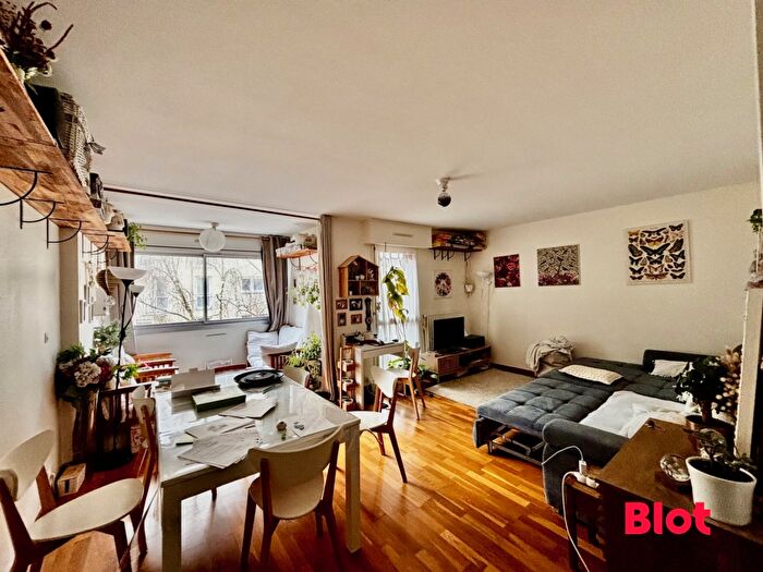 Appartement à vendre - Quartiers Nord-Est, Les Longs Champs - 4 pièces - 3 chambres