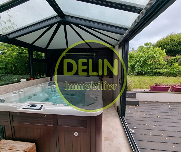 Maison à vendre - Bourgbarré - 7 pièces - 5 chambres