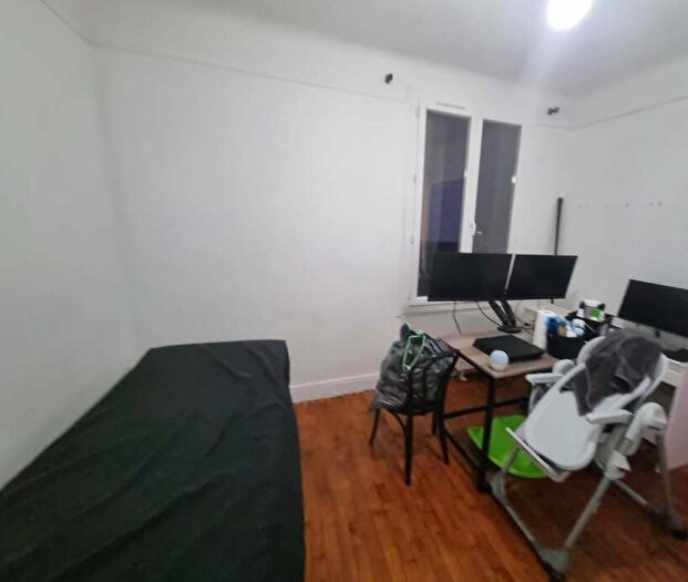 Appartement à louer - Centre Ville, Vitry-sur-Seine - 3 pièces - 2 chambres