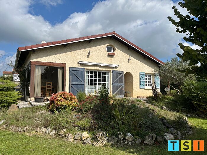 Maison à vendre - Montréjeau - 5 pièces - 4 chambres