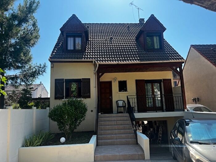 Maison à vendre - Bondy - 5 pièces - 4 chambres