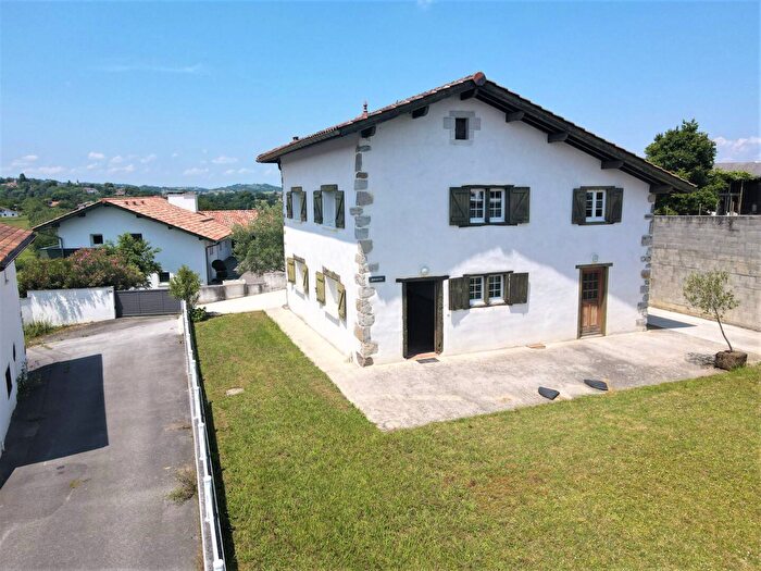 Maison à louer - Garris - 4 pièces - 3 chambres