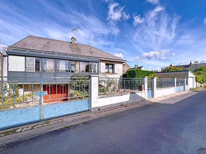 Maison à vendre - Bagneux, Saint-Hilaire - 4 pièces - 3 chambres