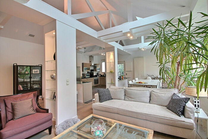 Maison à vendre - Nanterre, Plateau - 5 pièces - 3 chambres