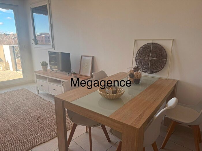 Appartement à vendre - Bormes-les-Mimosas, Fontêtes, Bastide Neuve, Patelin - 3 pièces - 2 chambres