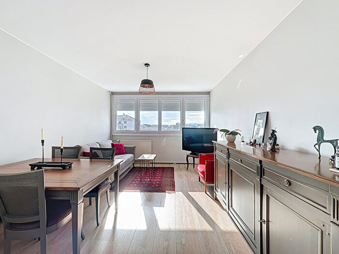 Appartement à vendre - Lyon e , Champvert, Point du Jour, Jeunet - 3 pièces - 2 chambres