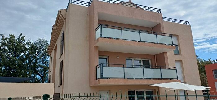 Nord Est, Bormes-les-Mimosas - Appartement 3 pièces à louer