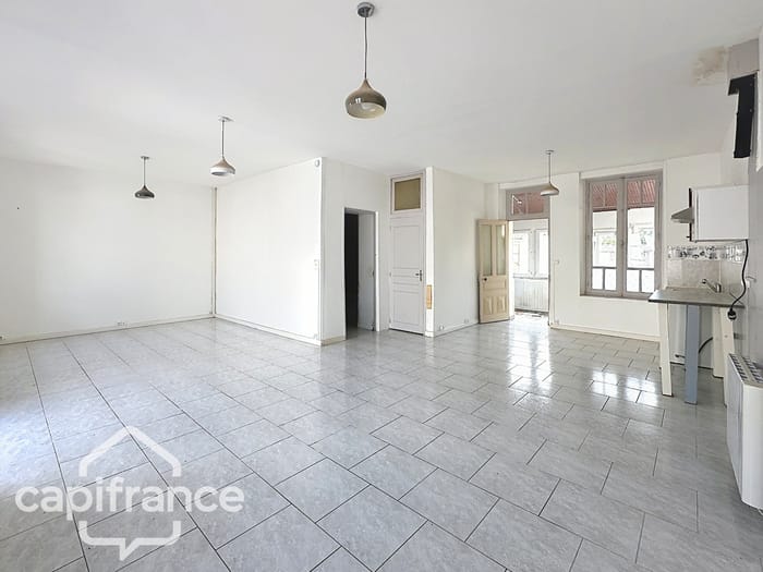 Maisons à vendre et appartements à louer - 3