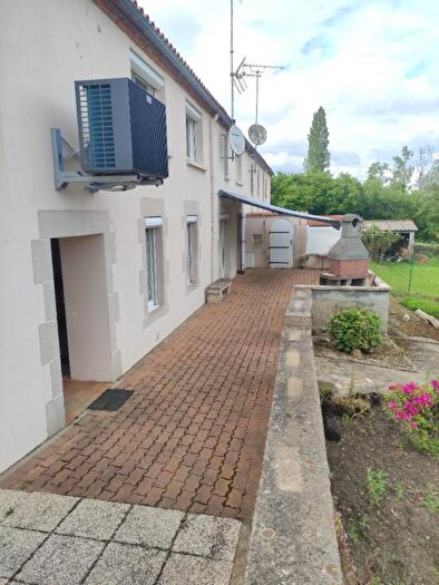 Maison à vendre - Les Châtelliers-Châteaumur - 6 pièces - 3 chambres