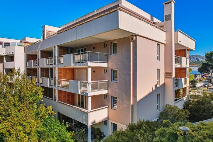 Appartement à vendre - Marseille e , Sormiou - 3 pièces - 2 chambres