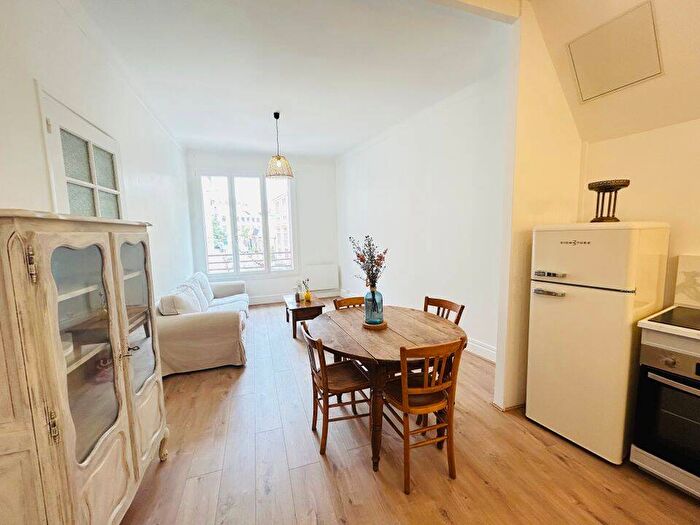 Appartement 3 pièces à Championnet-Caserne de Bonne, Grenoble, à louer