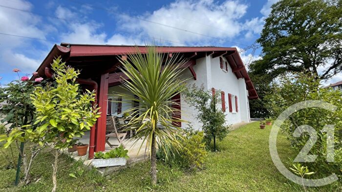 Maison à vendre - Ustaritz - 4 pièces - 3 chambres