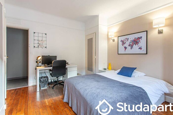 Appartement à louer - Saint Germain-Les Halles, Amiens - 1 pièce - 1 chambre