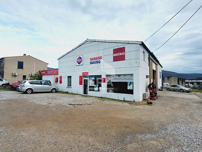 Maison à vendre - Château-Arnoux-Saint-Auban - 5 pièces - 2 chambres