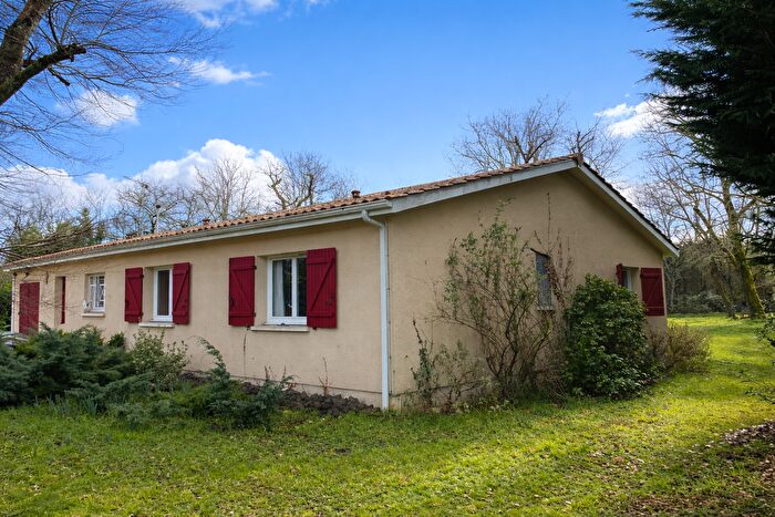 Saint-Léger-de-Balson - Maison 4 pièces à vendre