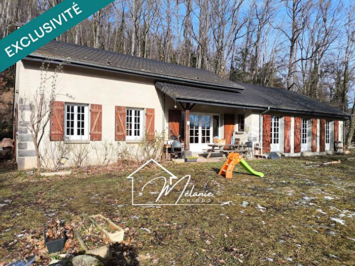 Maison à vendre - Saint-Nectaire - 5 pièces - 4 chambres