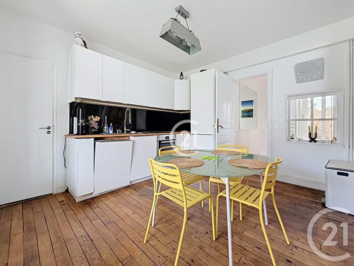 Appartement 4 pièces à Montreuil, Signac, Mûrs à Pêches, à vendre
