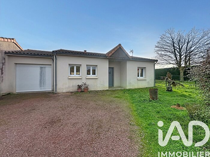 Maison à vendre - Saint-Jean-de-Thouars - 3 pièces - 2 chambres