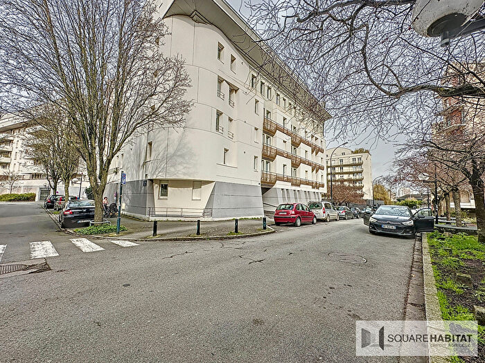 Appartement 1 pièce à Quartiers Centre, Saint-Hélier, Gare, à vendre