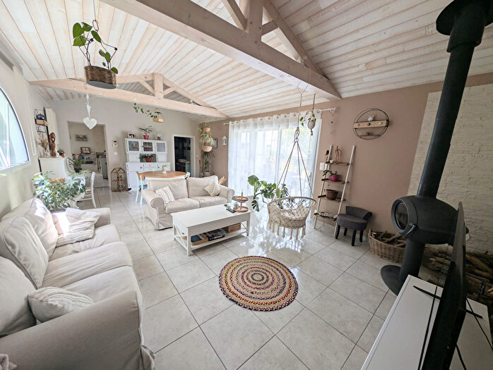 LAiguillon-sur-Vie : Maison 7 pièces à vendre