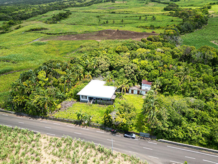 Maison à vendre - Saint-Philippe, Centre-ville - 5 pièces - 3 chambres