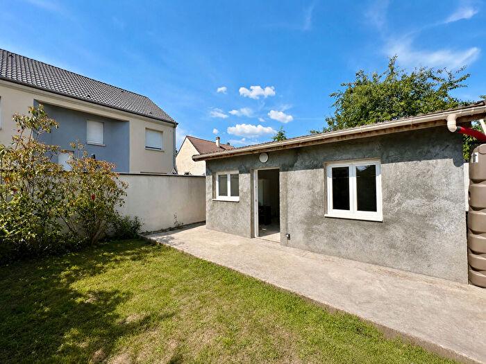 Éragny, Pincevents : Maison 2 pièces à vendre