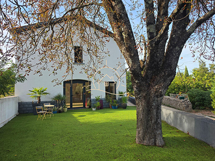 Maison 6 pièces à Saint-Paul-le-Jeune, à vendre